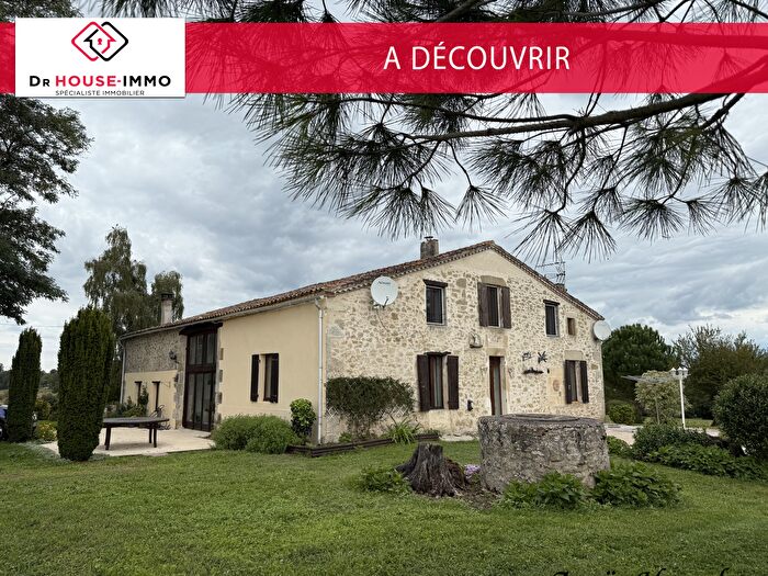 Maison à vendre - Sauveterre-de-Guyenne - 9 pièces - 5 chambres