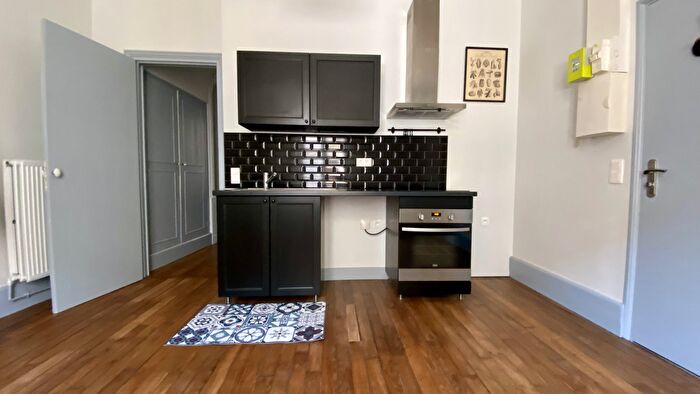 Appartement à louer - Nancy, Poincaré, Foch, Anatole France, Croix de Bourgogne - 2 pièces - 1 chambre