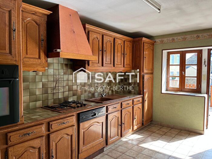 Maison 5 pièces à vendre à Neuilly-le-Vendin