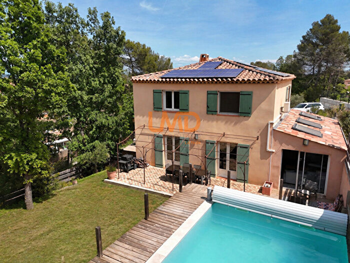 Saint-Maximin-la-Sainte-Baume - Maison 6 pièces à vendre