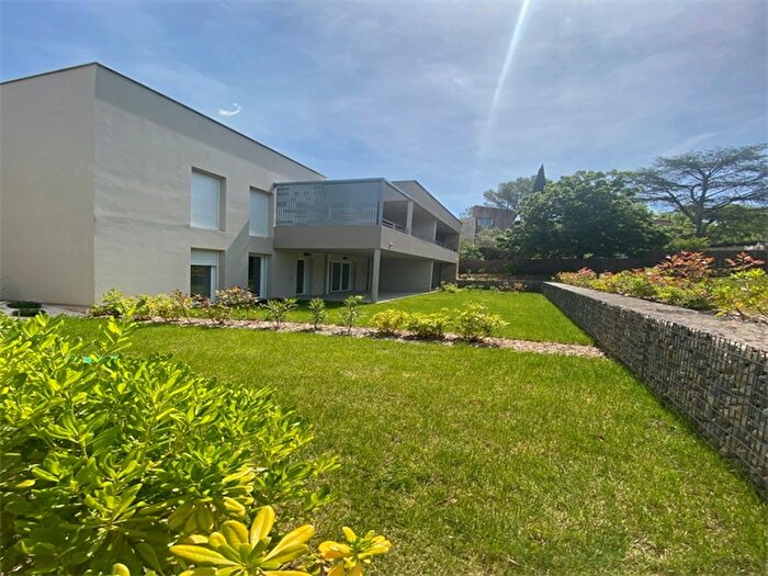 Appartement à vendre - Nîmes, Camplanier, Cigale, Bois des Esprisses - 3 pièces - 2 chambres