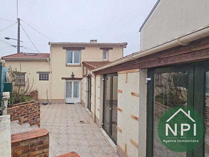 Maison à vendre - Vaux-le-Pénil - 5 pièces - 3 chambres