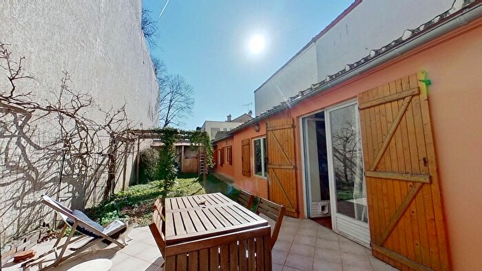 Appartement à vendre - Bagnolet, Les Coutures - 6 pièces - 4 chambres