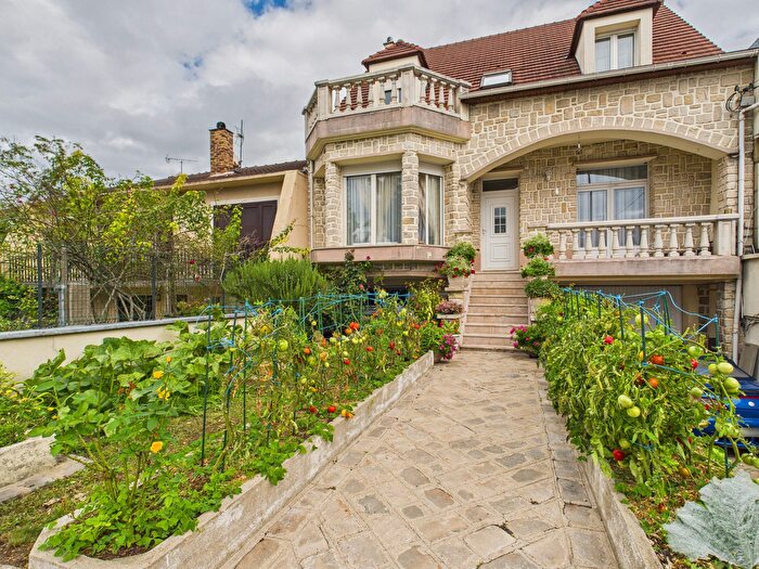 Maison à vendre - Vitry-sur-Seine, Les Ardoines - 7 pièces - 5 chambres