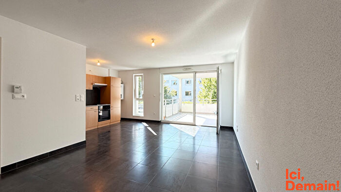 Appartement à vendre - Strasbourg, Neuhof - 3 pièces - 2 chambres