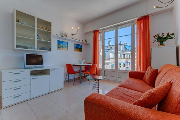 Appartement 3 pièces à vendre à Nice, Carré d'or
