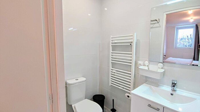 Appartement à louer - Epeule-Trichon, Roubaix - 1 pièce