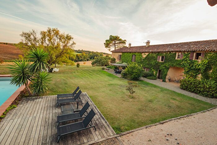 Maison à vendre - Saint-Élix-Theux - 10 pièces - 7 chambres