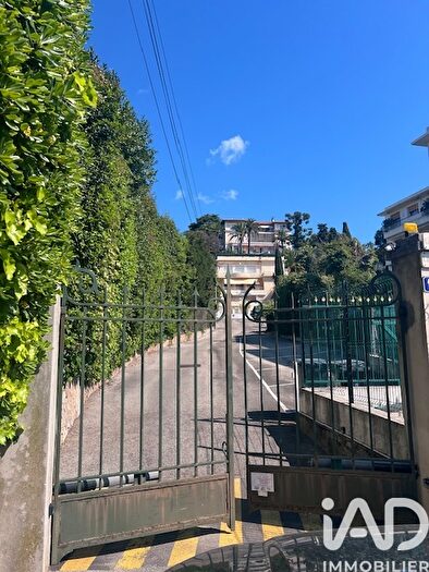 Cannes, Californie Pezou : Appartement 4 pièces à vendre