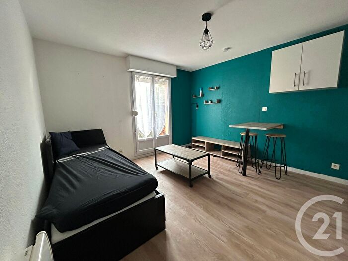 Appartement à louer - Auxerre, Saint-Julien, Saint-Amâtre - 1 pièce