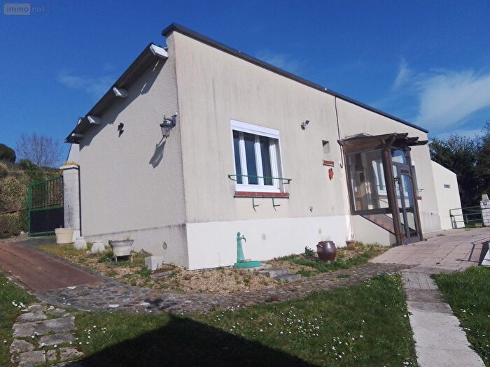 Soissons, Centre-ville : Maison 2 pièces à vendre