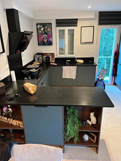 Maison à vendre - Vidauban - 6 pièces - 4 chambres