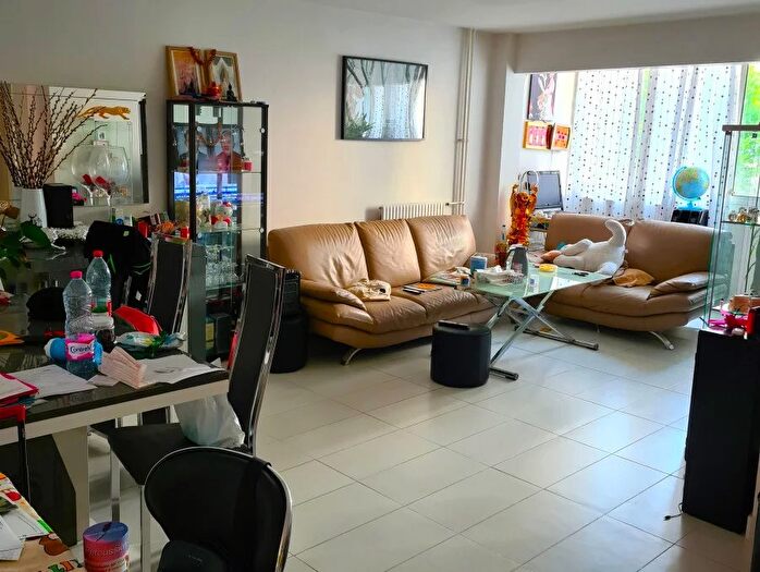 Appartement à vendre - Vitry-sur-Seine - 4 pièces - 2 chambres