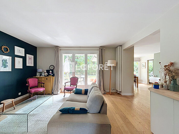Maison 6 pièces à louer à Chatou, Ouest