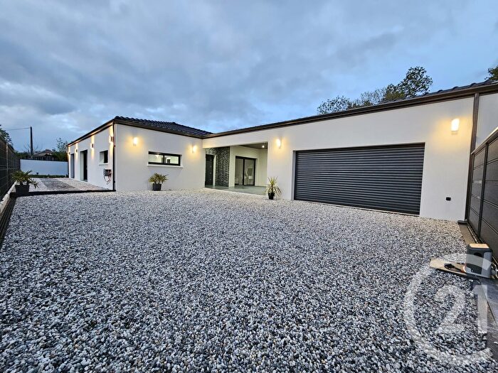 Maison à vendre - Saint-Médard-de-Guizières - 5 pièces - 3 chambres