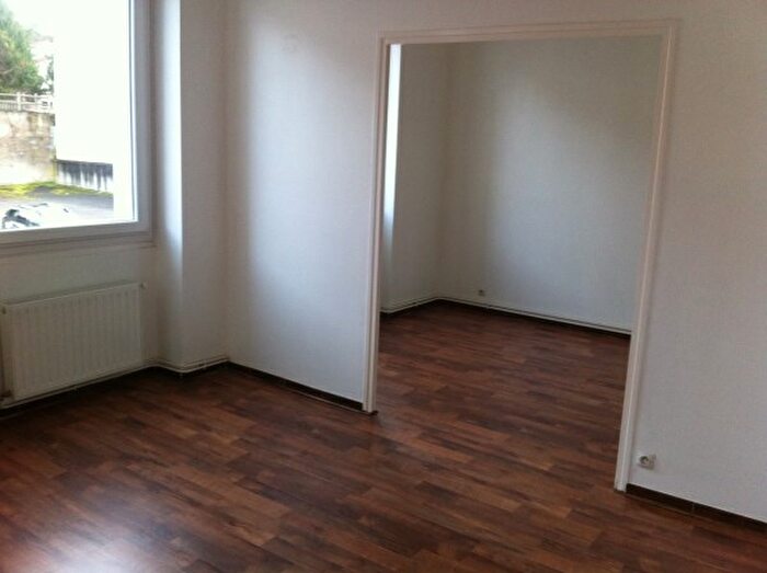 Appartement à louer - Monistrol-sur-Loire - 4 pièces - 2 chambres