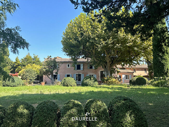 Maison 7 pièces à Rognonas, à vendre