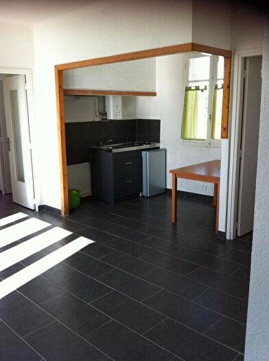 Camplanier, Nîmes - Appartement 3 pièces à louer