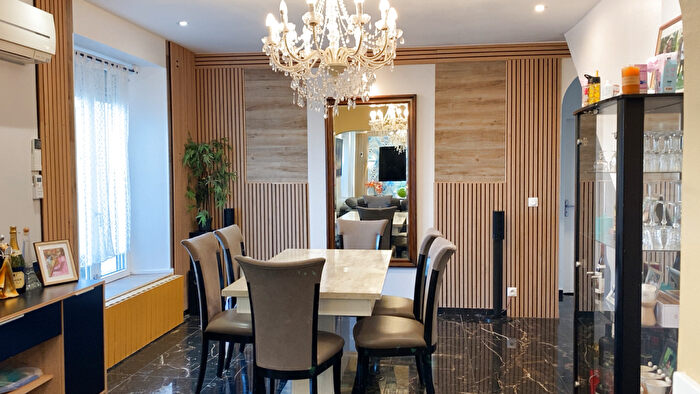 Maison à vendre - Blénod-lès-Pont-à-Mousson - 14 pièces - 11 chambres