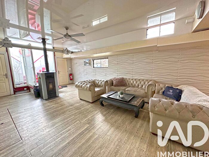 Maison à vendre - Lîle-Saint-Denis, Nord - 6 pièces - 5 chambres