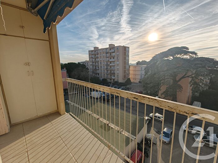 Appartement à vendre - Marseille e , La Blancarde - 4 pièces - 2 chambres