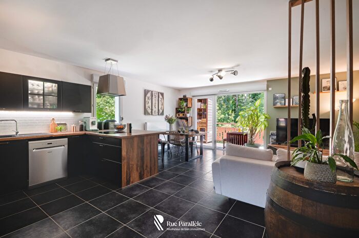 Appartement 4 pièces à Saint-Martin-Bellevue, à vendre