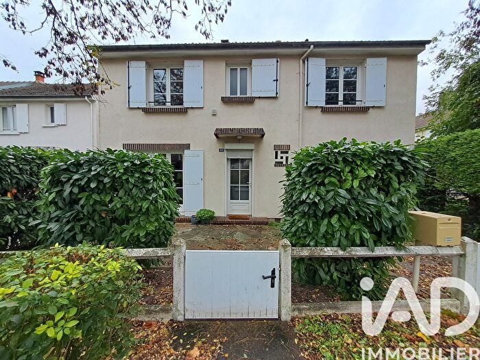 Maison à vendre - Compiègne, Le Clos des Roses - 5 pièces - 3 chambres