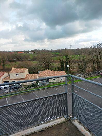 La Roche-sur-Yon, Le Bourg sous la Roche - Appartement 3 pièces à louer