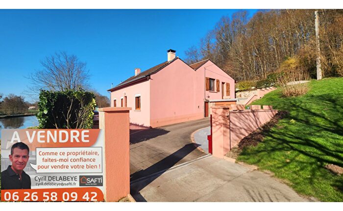 Maison à vendre - Saint-Vallier - 4 pièces - 3 chambres