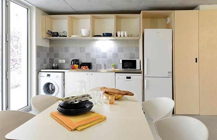 Appartement 5 pièces à Champvert, Gorge de Loup, Lyon 9ème arrondissement, à louer