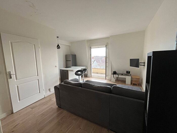 Appartement à louer - Parc-Hôpital, Villepinte - 1 pièce