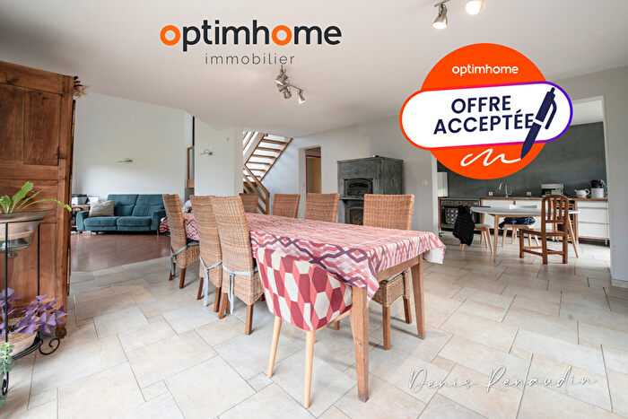 Maison à vendre - Fay-de-Bretagne - 8 pièces - 5 chambres