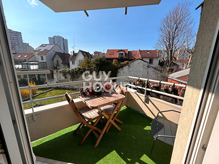 Appartement 3 pièces à vendre à Saint-Ouen, Vieux Saint-Ouen