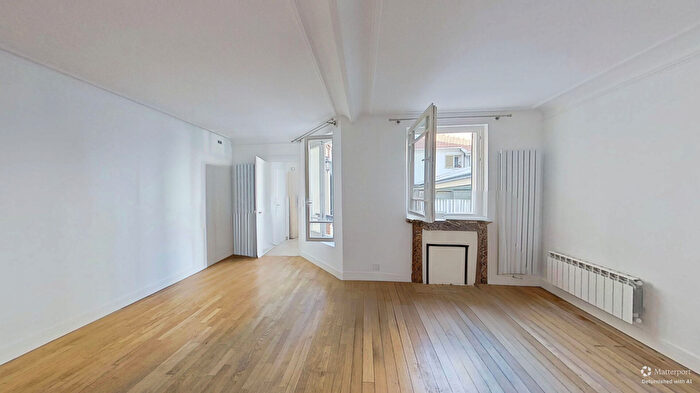 Asnières-sur-Seine, Bécon, Bourguignons : Maison 5 pièces à louer