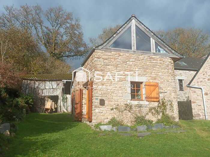 Maison 5 pièces à vendre à Botmeur