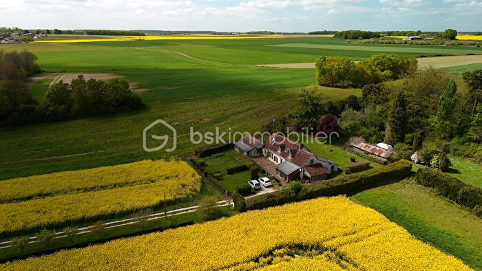 Maison 6 pièces à Saint-Amand-Longpré, à vendre