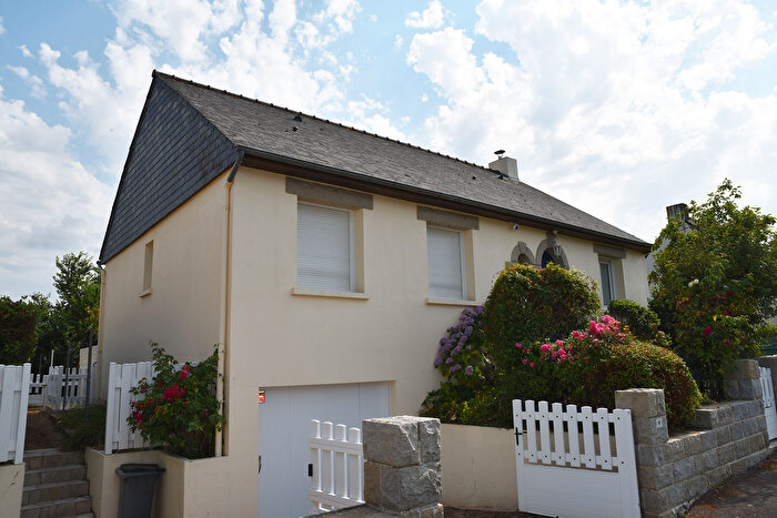 Saint-Méen-le-Grand : Maison 4 pièces à louer