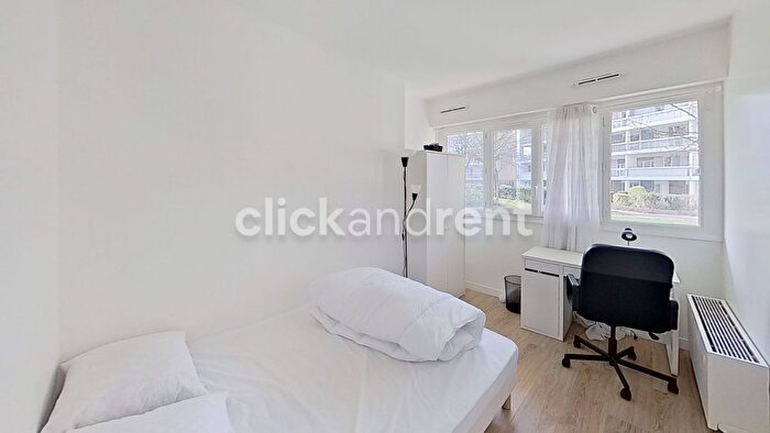 Appartement à louer - Cergy, Grand Centre - 5 pièces - 4 chambres