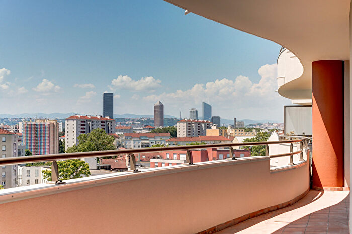Villeurbanne, Grand Clément : Appartement 5 pièces à vendre