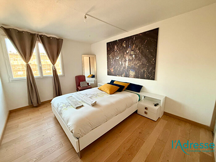 Appartement à vendre - Colmar, Europe - 4 pièces - 3 chambres