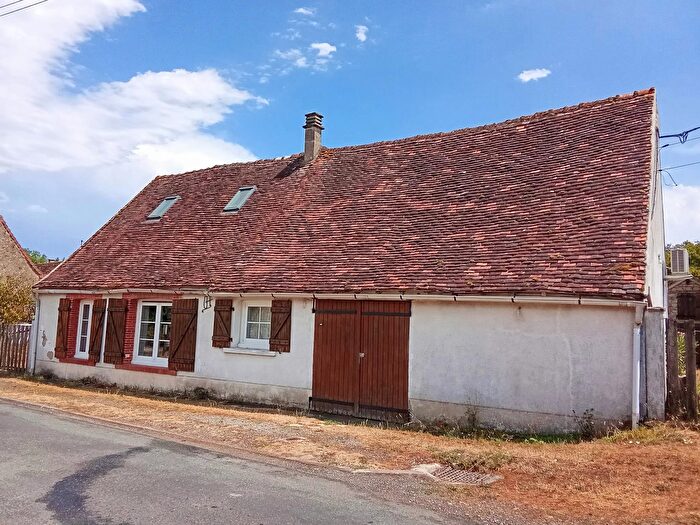 Maison 4 pièces à Chalais, à vendre