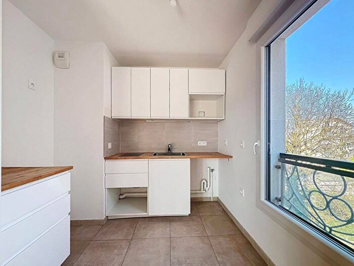 Appartement 2 pièces à louer - Plateau Ouest, Suresnes