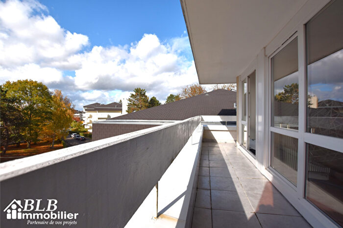 Appartement à vendre - Les Essarts-le-Roi - 3 pièces - 2 chambres