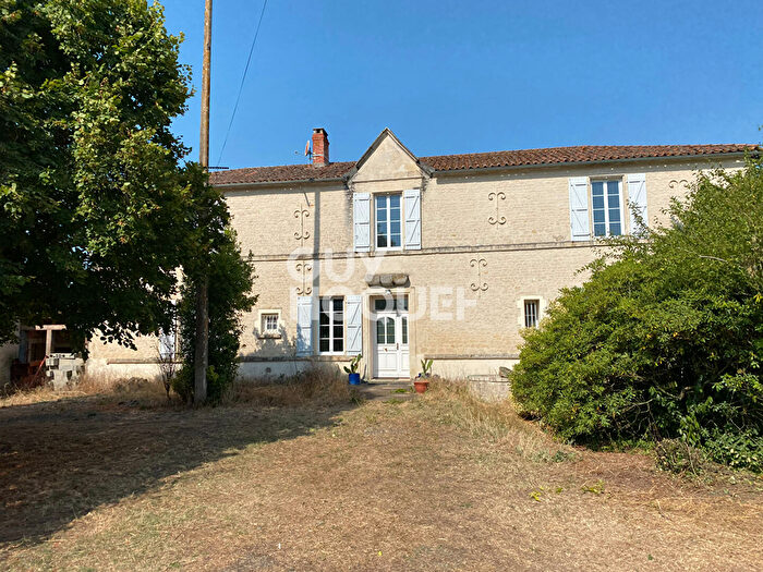 Maison à vendre - Le Langon - 5 pièces - 4 chambres