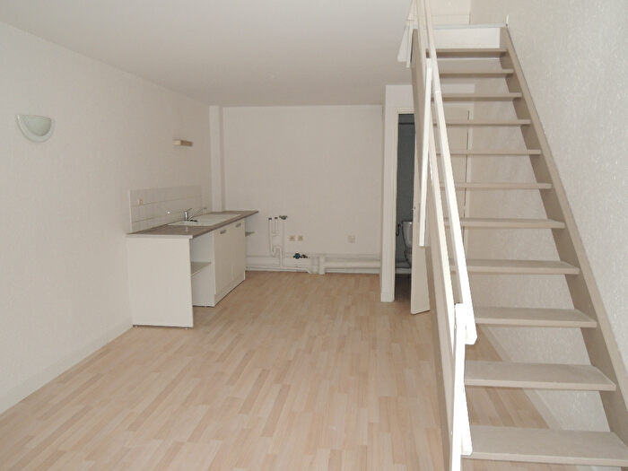 Appartement à louer - Reims, Europe, Chemin Vert - 2 pièces - 1 chambre