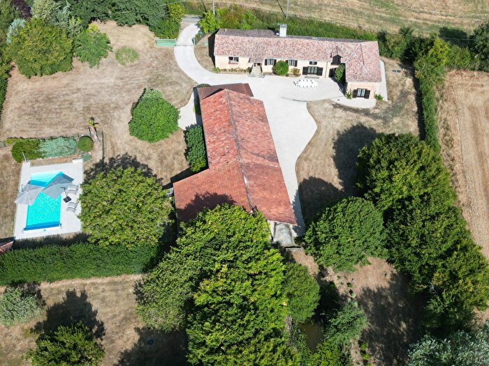 Maison à vendre - Masseube - 16 pièces - 7 chambres