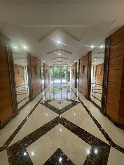 Appartement à louer - Trezel, Levallois-Perret - 2 pièces - 1 chambre