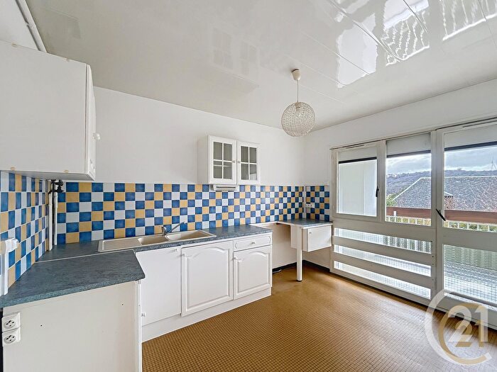 Appartement à louer - Déville-lès-Rouen - 3 pièces - 2 chambres