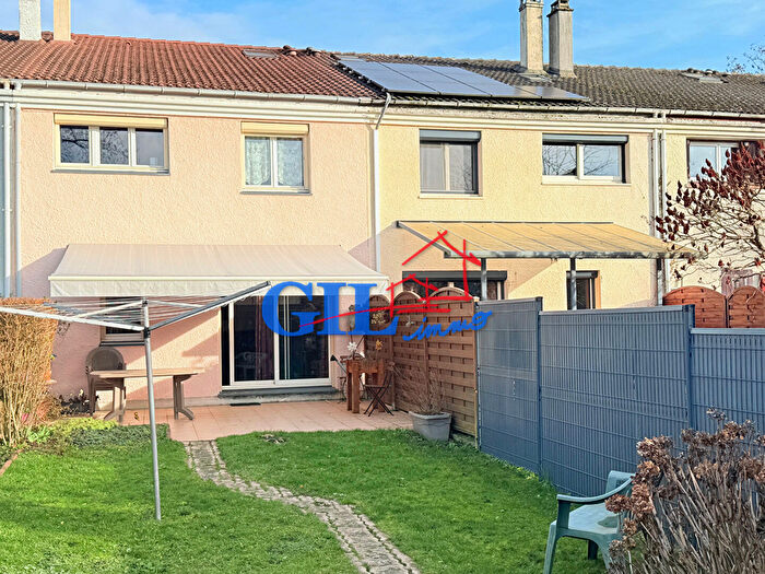 Maison à vendre - Savigny-le-Temple, Plessis la Forêt - 6 pièces - 4 chambres