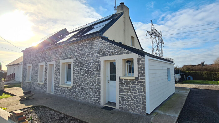 Maison à vendre - Trignac - 6 pièces - 4 chambres